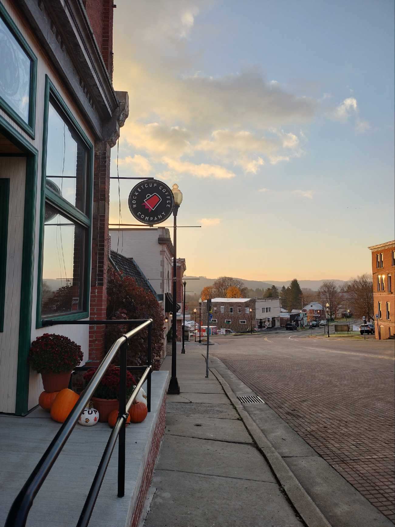 Cattaraugus Cafe – RocketCup Coffee